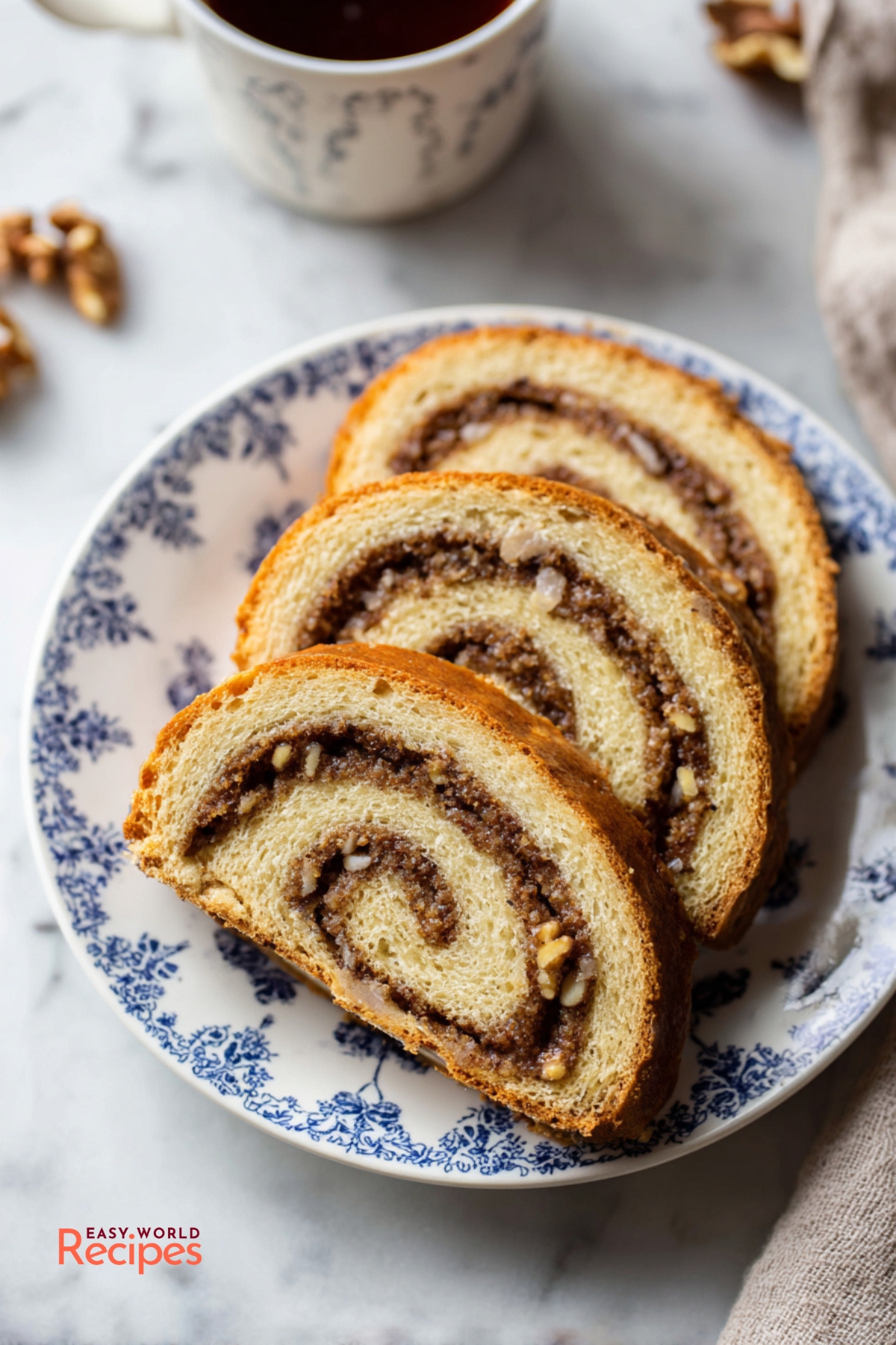 Slovak Nut Roll Recipe (Orechový Závin) - EasyWorldRecipes